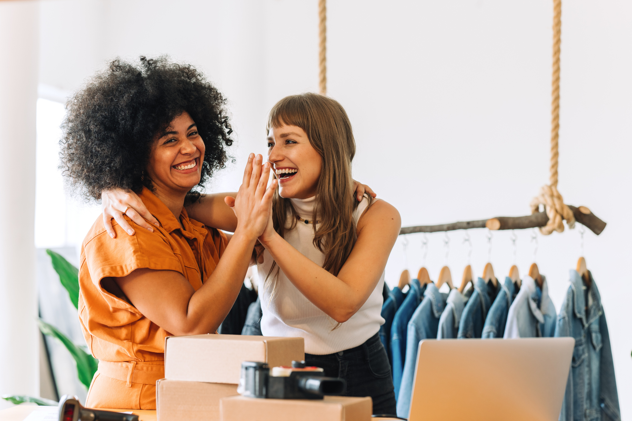 8 Marketing Analytics Tools to Maximize Business Success - FINSYNC